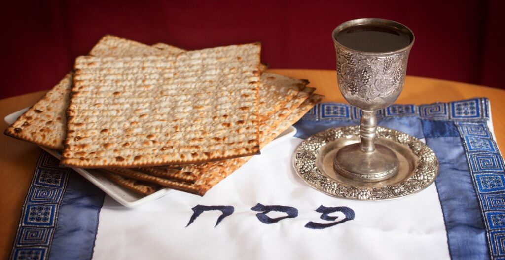 Two Kids, Four Questions: How To Appease Children At The Seder? - Cincy ...